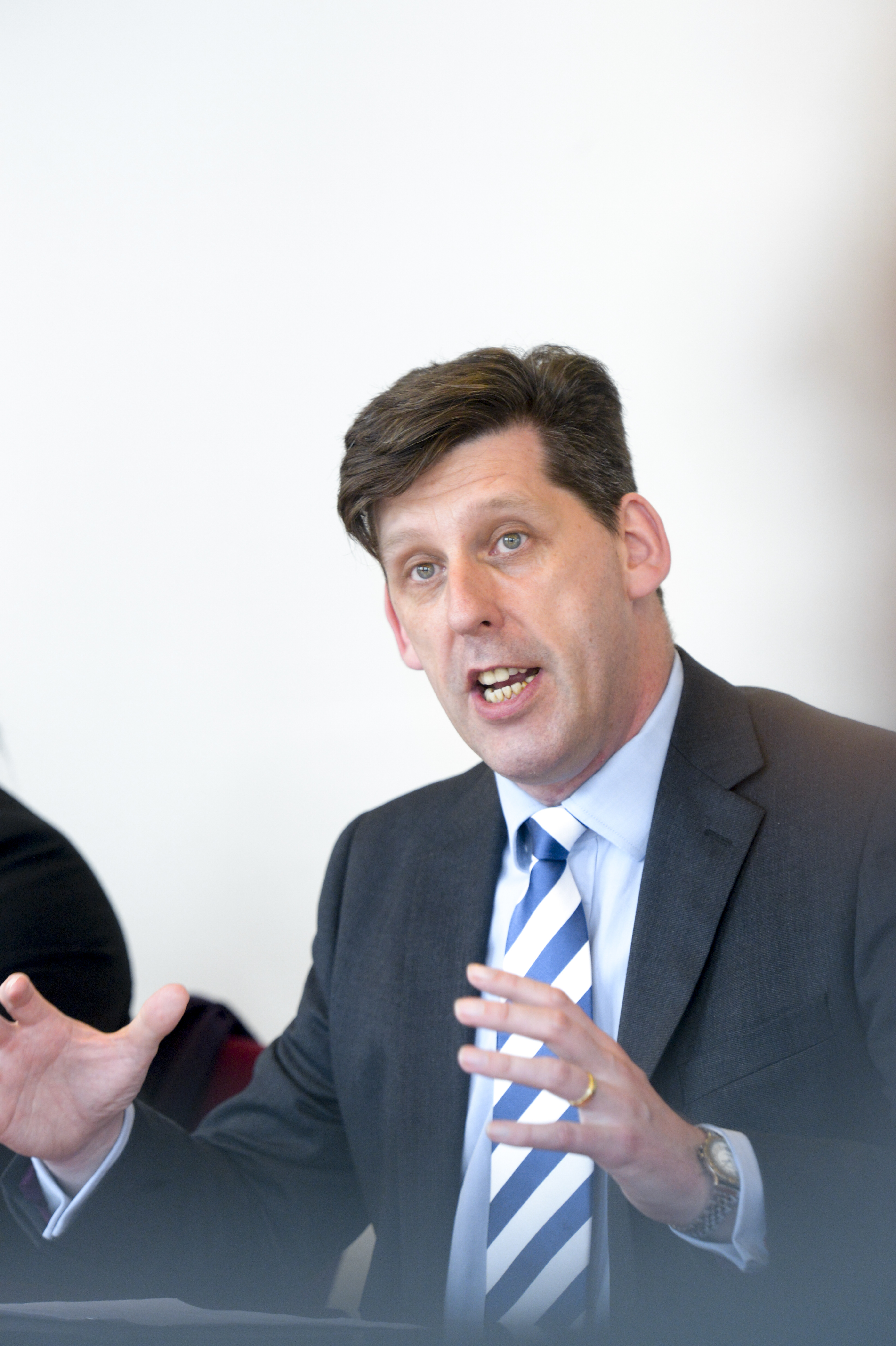 Conservative MEP secures backing for ambitious climate change report ...