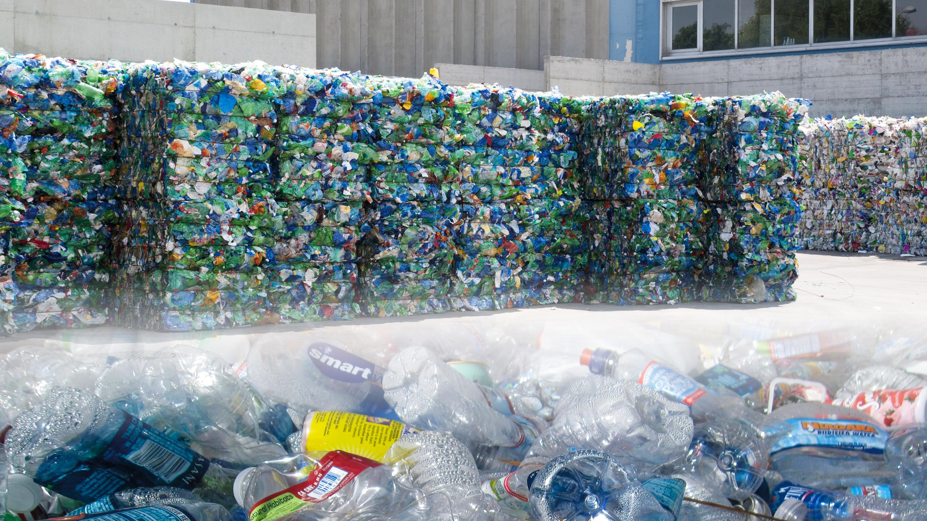 Level up for food and textile waste management // ECR Group